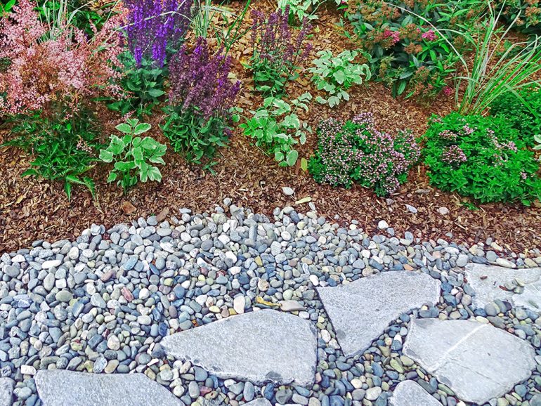 Rock or Mulch: Which Is Best for Your Flower Garden? – The Classic ...